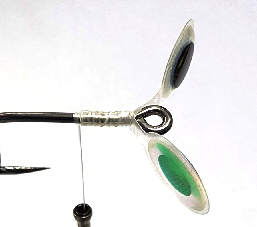 Adhesive Fly Tying Eyes / Hareline Fold Over Eye Tabs