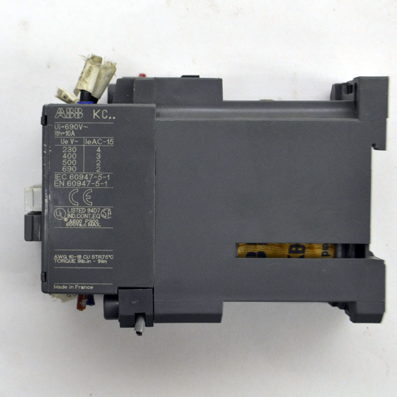 (Lot of 3) ABB Electric KC31E Relay Contactors 10A 24VDC