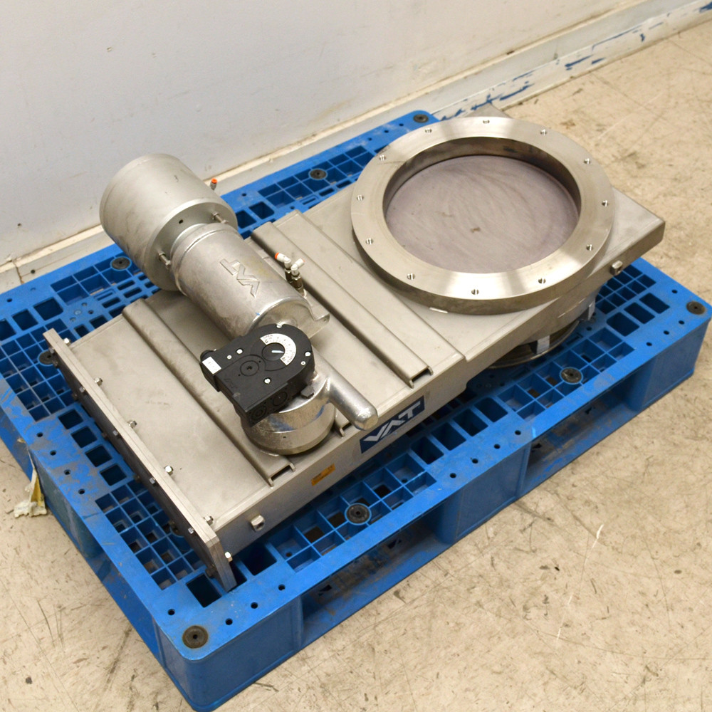 VAT 64050-PE28-003/0013 12.5" Pneumatic Air Operated Control Gate Valve