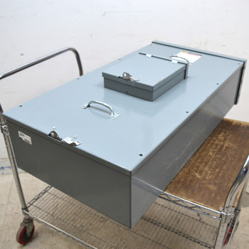 Square D M800R Circuit Breaker Enclosure Type 3R Outdoor Series A01 300 ...