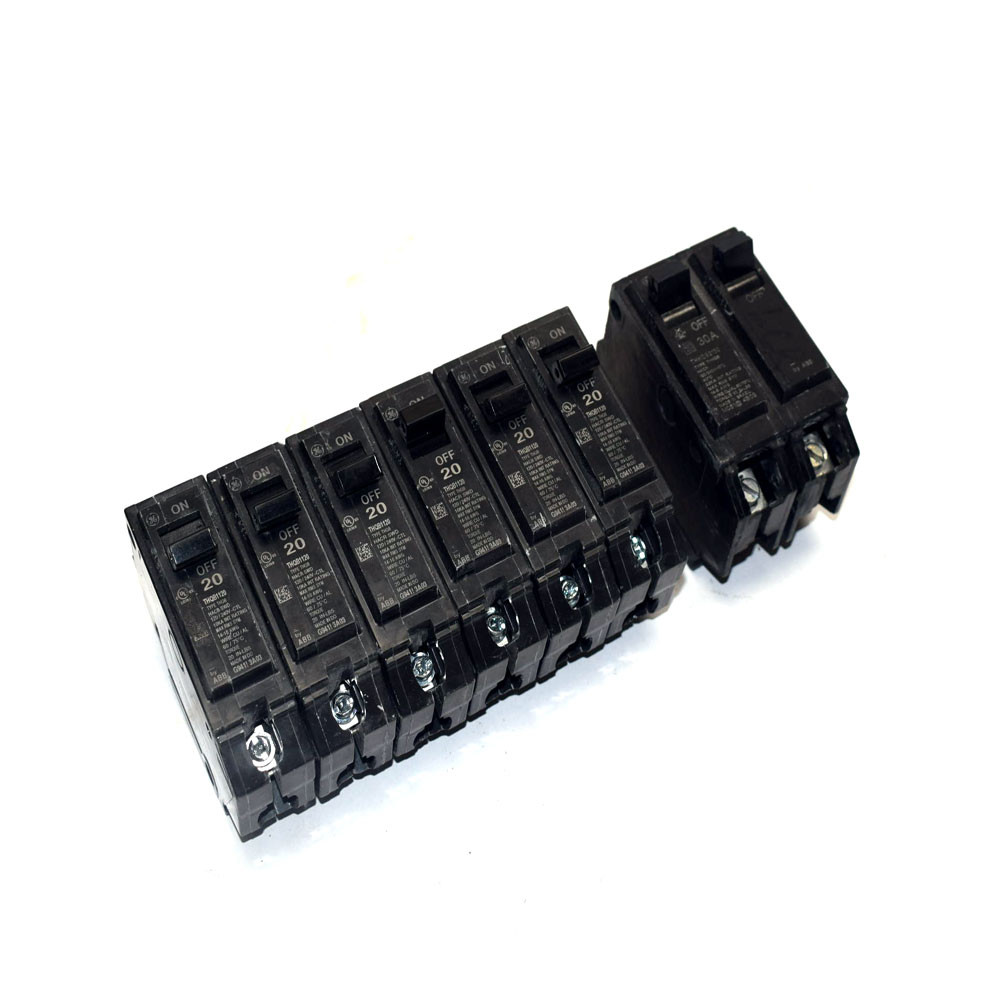 General Electric THQB Circuit Breakers THQB1120 1P 20A(6) and THQB2130 ...