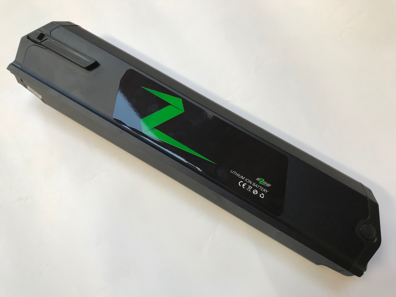 Ezee 36V 17.5ah battery in 505mm Reention Dorado case - Hilleater.ca