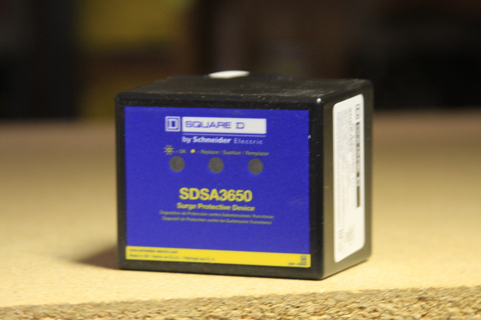 SDSA3650 Squar D Surge Protective Device - Breaker Outlet