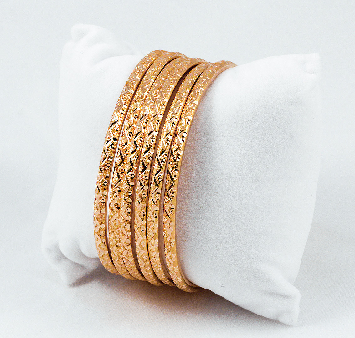 YELLOW GOLD BANGLES, SET OF 6, 21K, Size: Large, Weight: 43.4g ...
