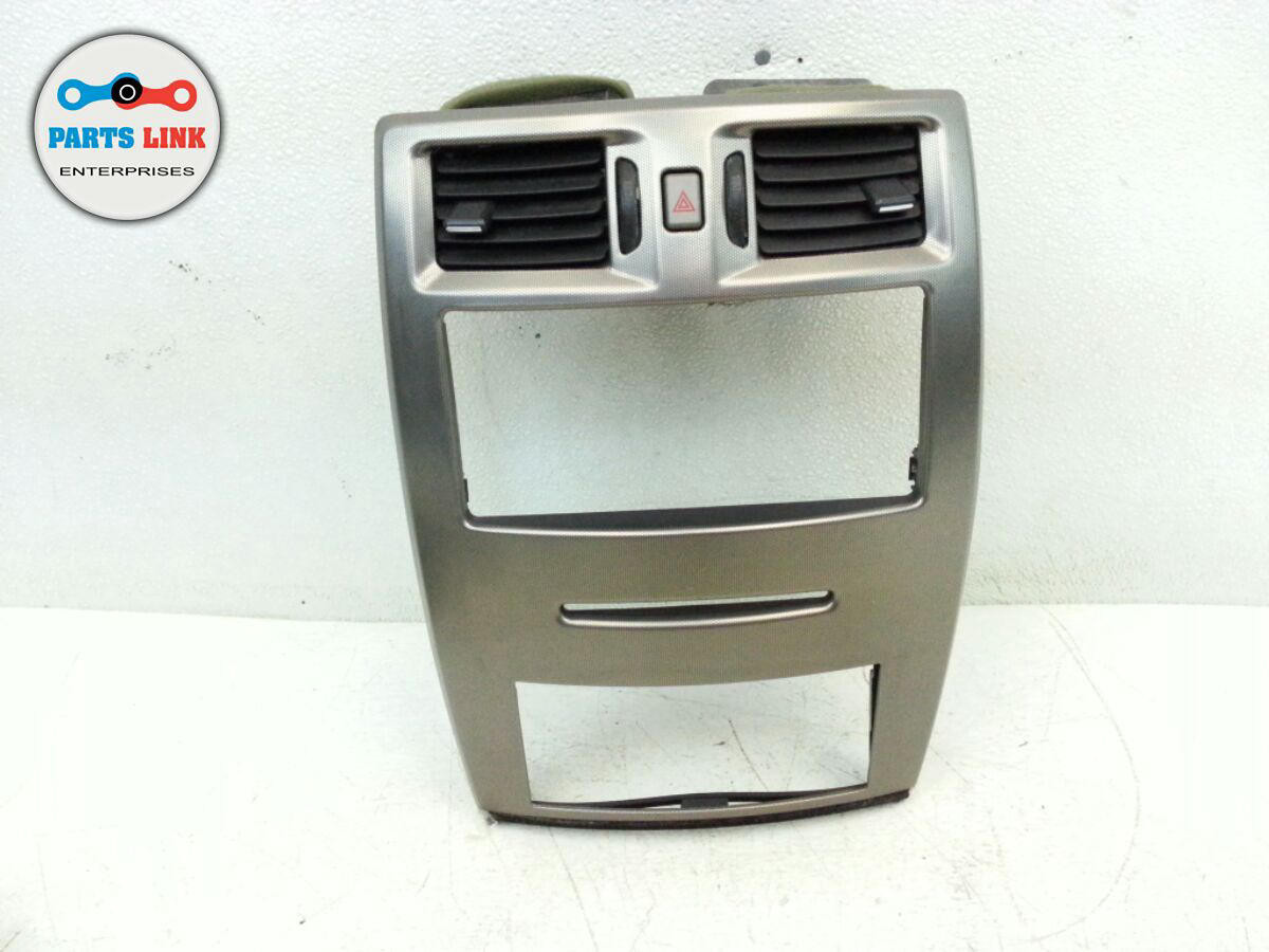 2004-2005 CADILLAC XLR DASH RADIO NAVI BEZEL TRIM AIR VENTS HAZARD ...