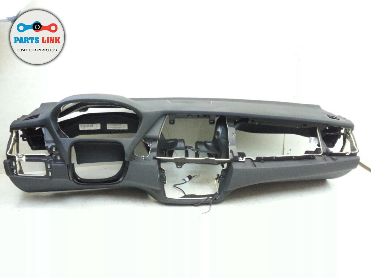 BMW X5 E70 DASH INSTRUMENT PANEL WITH AIRBAG w/o info display black OEM