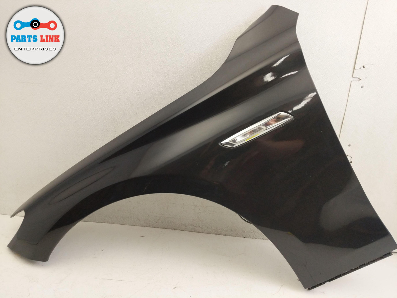 2010-2017 BMW 550I GT F07 FRONT LEFT DRIVER SIDE FENDER W/ TURN LIGHT ...
