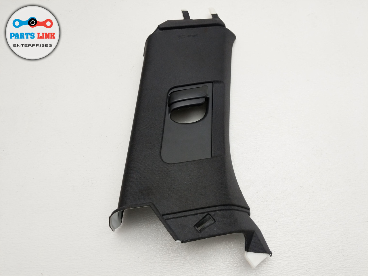 2016-2019 VOLVO XC90 T5 UPPER LEFT DRIVER C PILLAR TRIM COVER BLACK W ...
