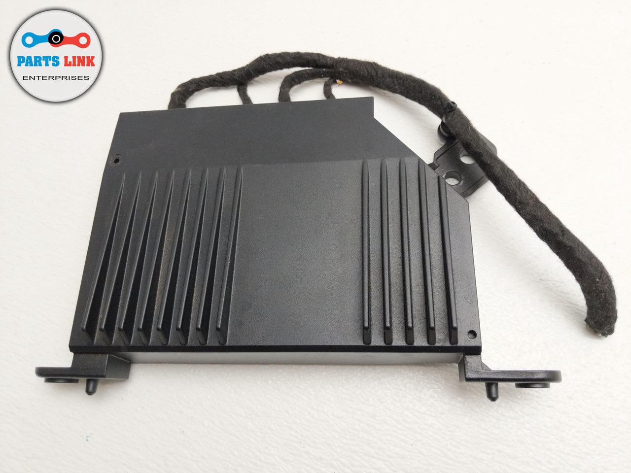 2016-2019 VOLVO XC90 T5 STEREO AUDIO SOUND SYSTEM AMPLIFIER UNIT ECM ...