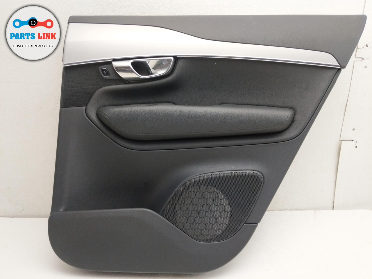 2016-2019 VOLVO XC90 T5 REAR RIGHT PASSENGER INTERIOR DOOR PANEL TRIM ...