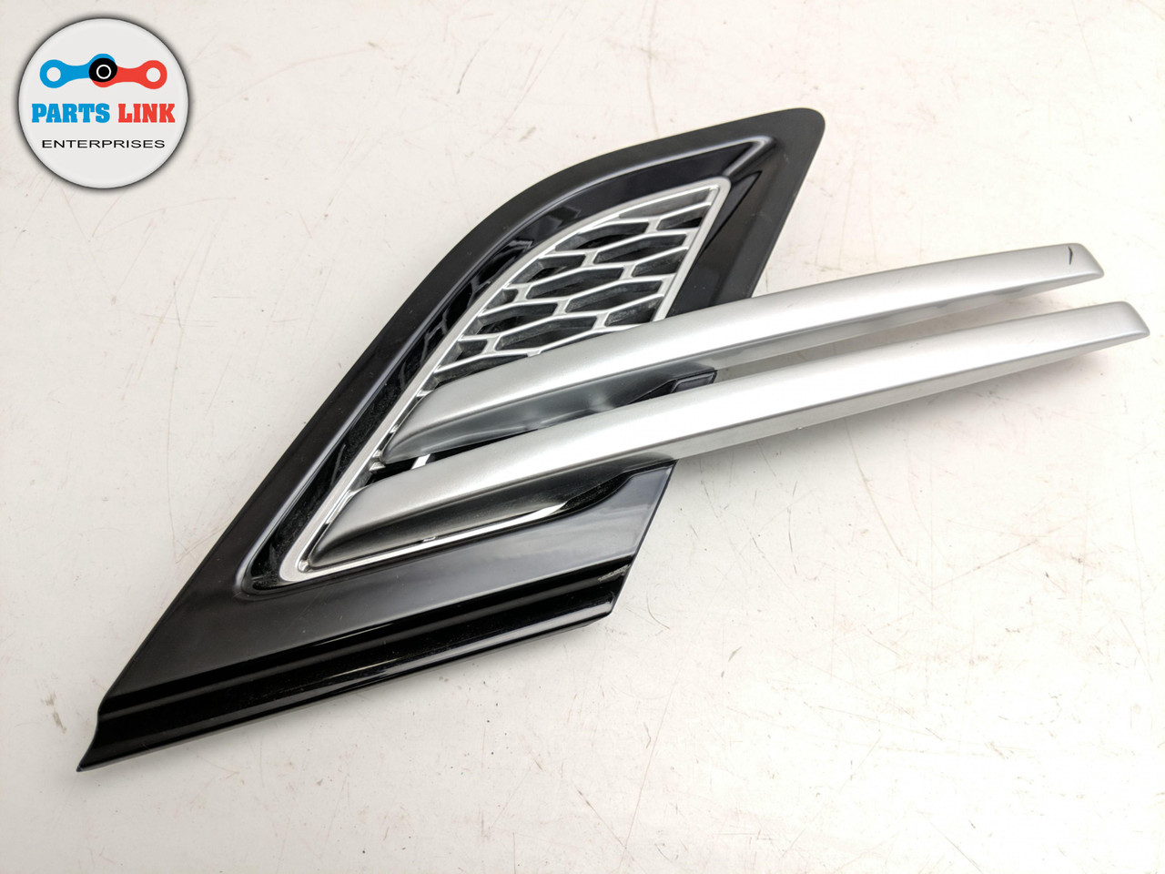 2014-2017 RANGE ROVER SPORT L494 HSE TD6 RIGHT FENDER GRILLE MOLDING ...