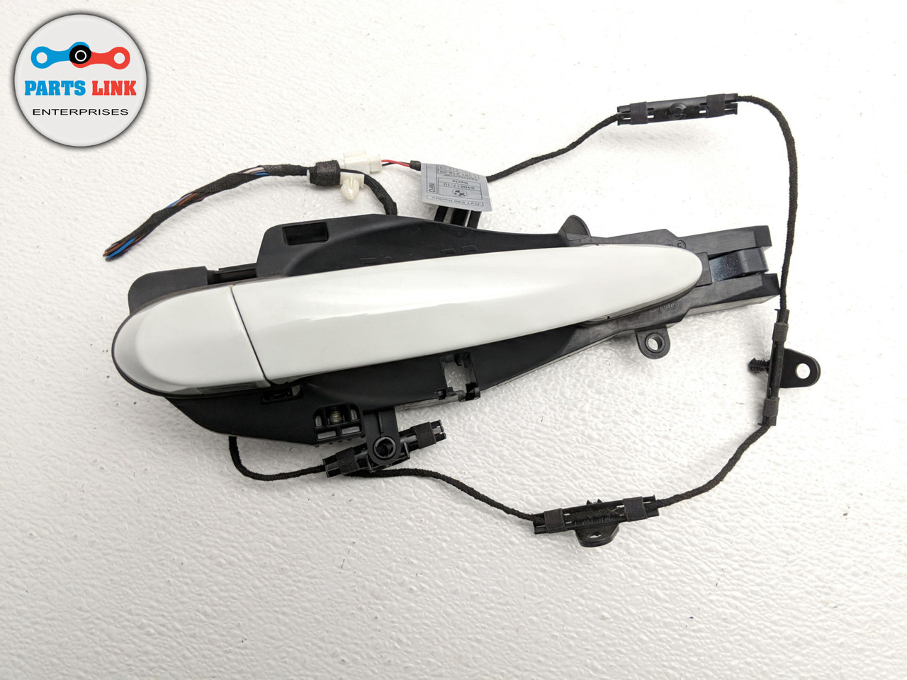 2013-2015 BMW X1 35I E84 REAR RIGHT PASSENGER OUTER DOOR HANDLE BRACKET ...