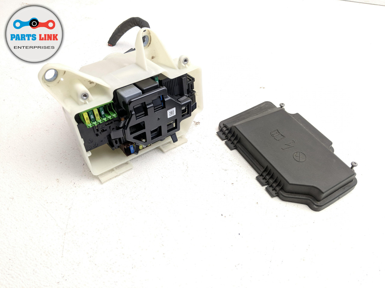 2016-2018 MERCEDES C63 AMG W205 ENGINE BAY FUSE RELAY BOX BLOCK W ...
