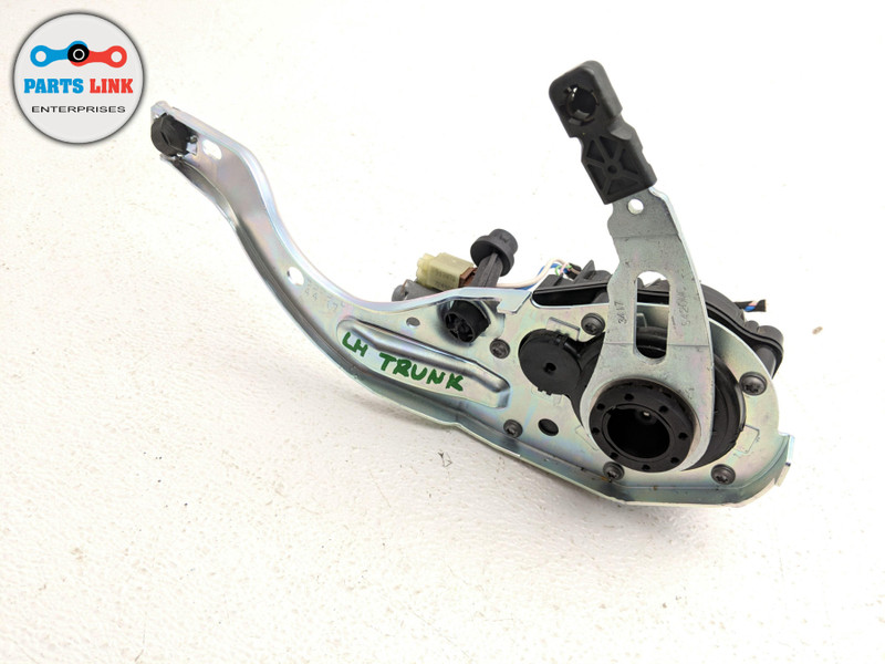 2017-2018 MERCEDES C63 AMG W205 REAR LEFT DRIVER POWER TRUNK MOTOR W ...