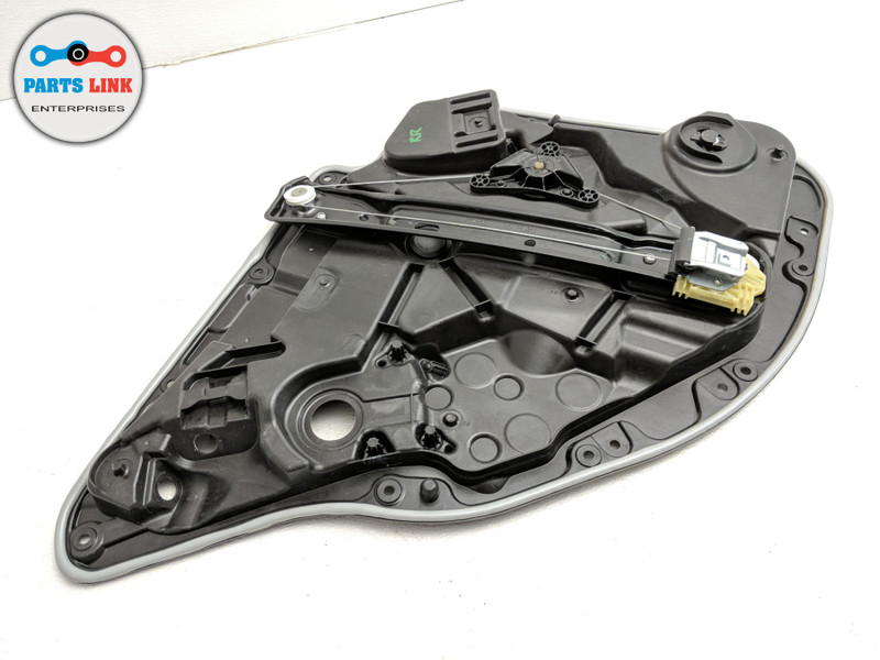 2017-2018 MERCEDES C63 W205 REAR RIGHT PASSENGER WINDOW REGULATOR W ...