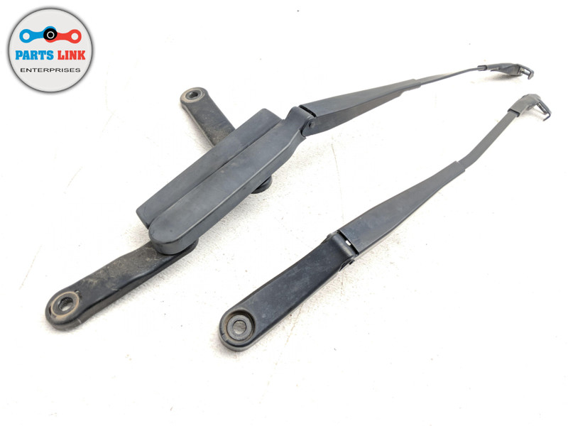 2011-2017 VOLKSWAGEN TOUAREG 7P LEFT & RIGHT WINDSHIELD GLASS WIPER ARM ...