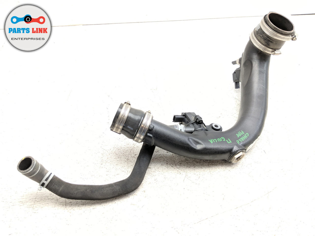 2017-2019 ALFA ROMEO GIULIA 952 2.0L TURBO CHARGE INTAKE PIPE HOSE TUBE ...