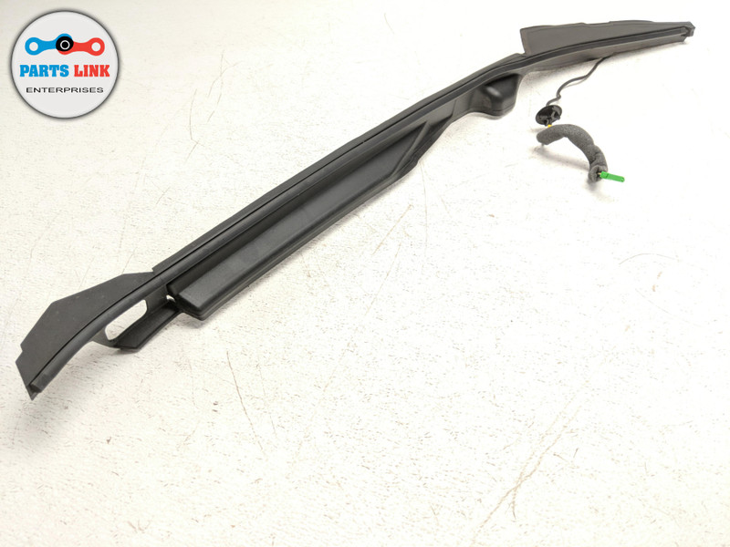2013-2018 RANGE ROVER L405 REAR LEFT DRIVER LIFT GATE CLOSE SENSOR TRIM ...