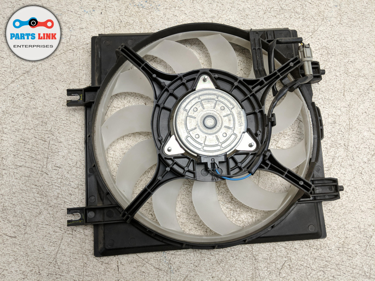 2017-2021 SUBARU WRX VA 2.0L ENGINE RIGHT RADIATOR COOLING FAN SHROUD MOTOR