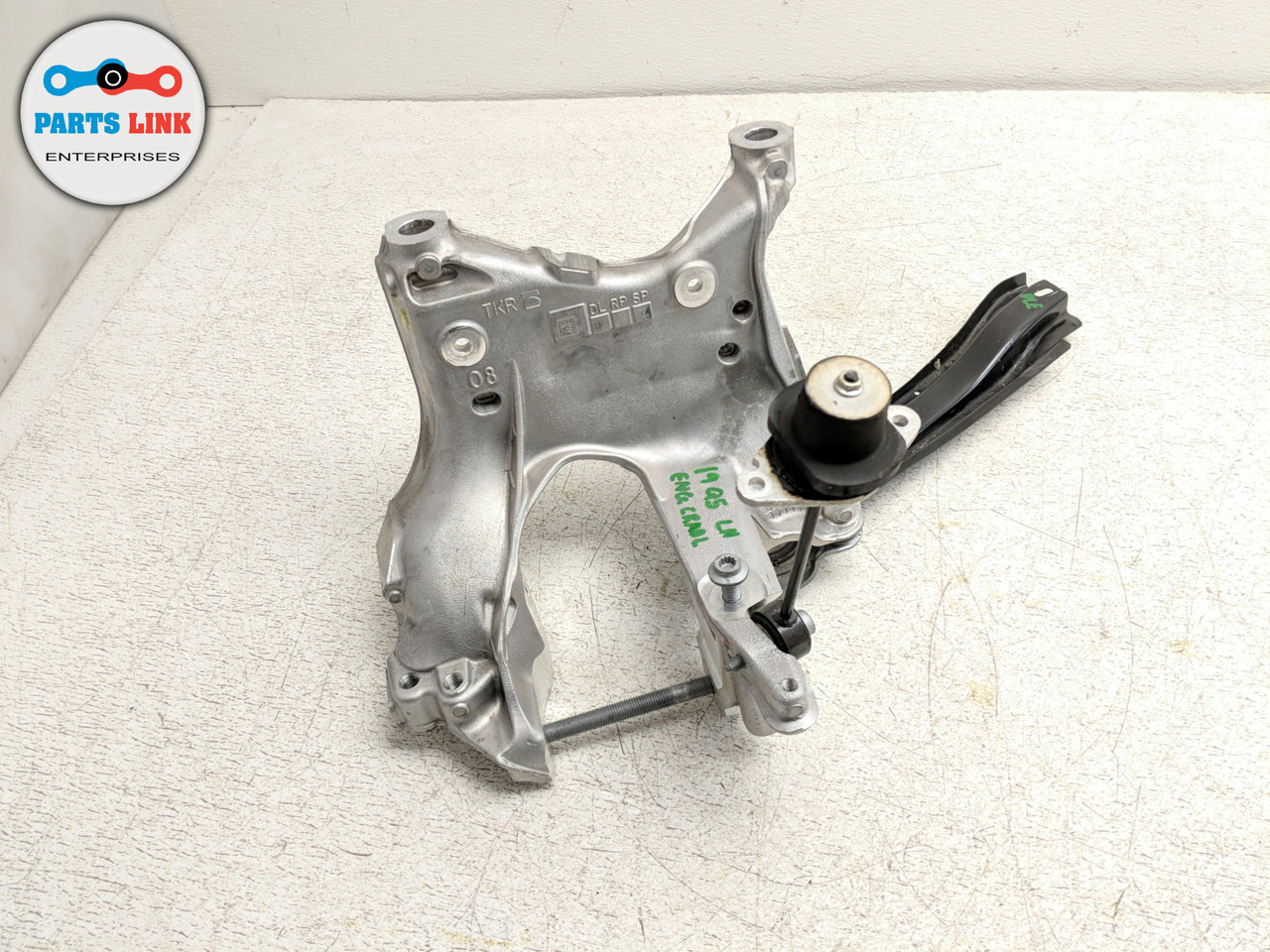 2018-2019 AUDI Q5 FY LEFT ENGINE CRADLE SIDE MOUNT SUPPORT STABILIZER ...
