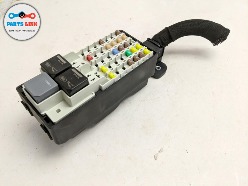 2018-2019 RANGE ROVER VELAR L560 2.0L DIESEL RIGHT DASH FUSE BOX ...