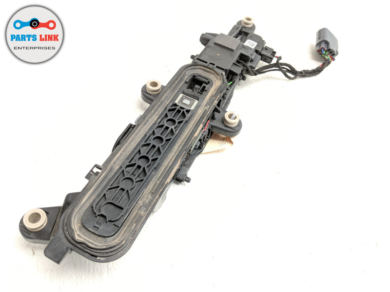 2018-2021 RANGE ROVER VELAR REAR RIGHT EXTERIOR DOOR HANDLE OPENER GRIP ...