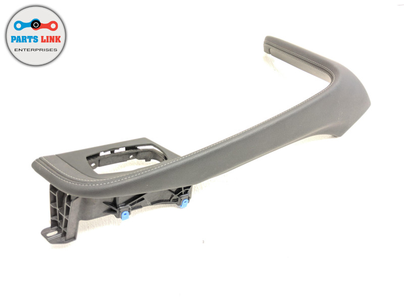 2016-2019 BMW X1 F48 FRONT RIGHT CENTER CONSOLE SIDE TRIM PANEL HANDLE ...