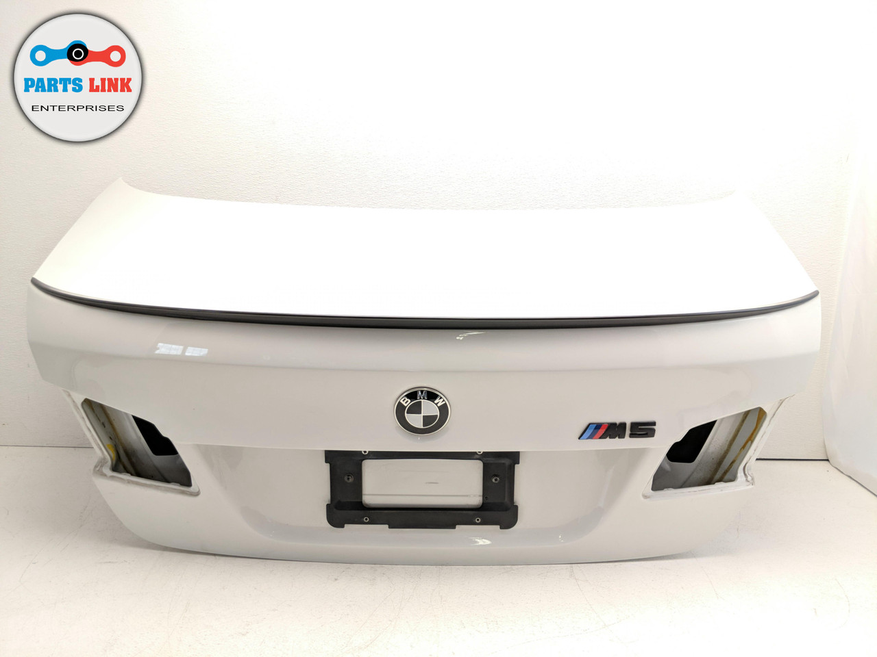 2013-2016 BMW M5 F10 M-SPORT REAR TRUNK DECK LID GATE TRIM SPOILER LOGO ...