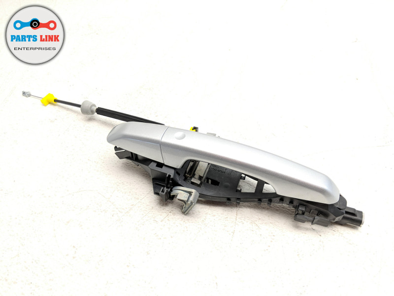 2018-2020 LAND ROVER DISCOVERY L462 REAR RIGHT DOOR HANDLE GRAB GRIP ...