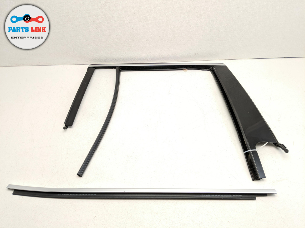 2018-2019 BMW X3 G01 REAR RIGHT DOOR WINDOW EXTERIOR TRIM EDGE MOLDING ...