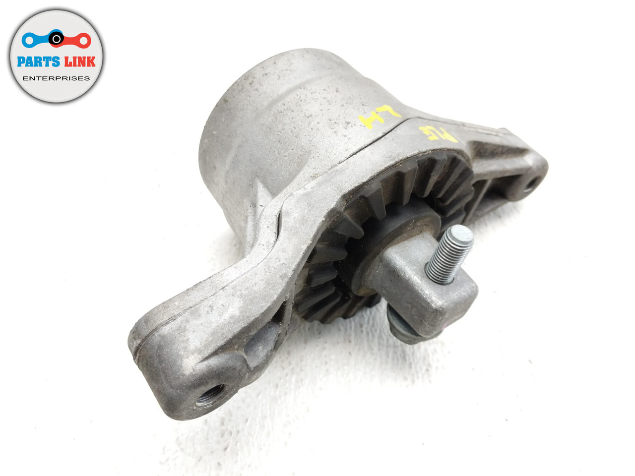 2017-2020 MASERATI LEVANTE M161 LEFT DRIVER ENGINE MOTOR MOUNT SUPPORT ...