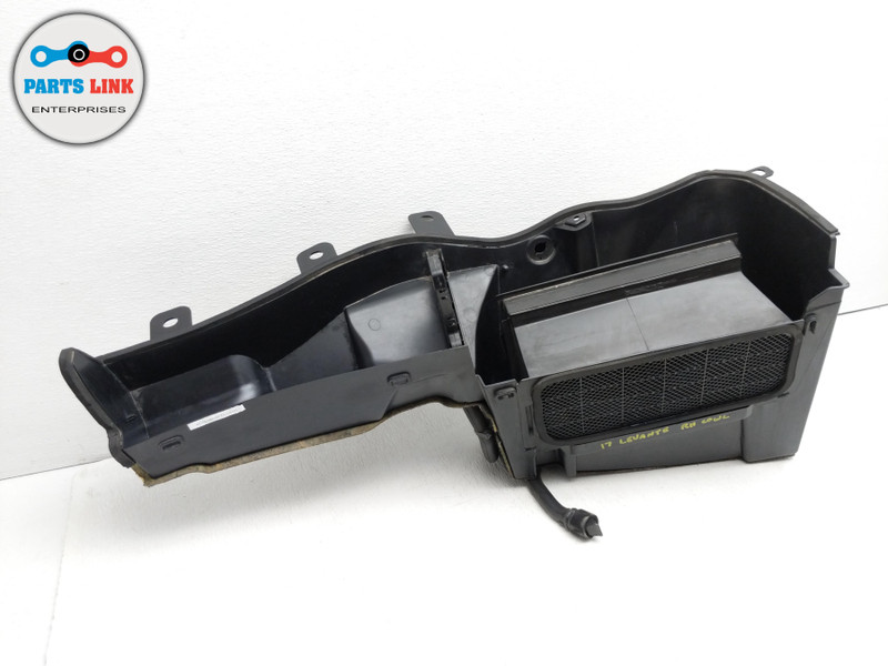 17-20 MASERATI LEVANTE M161 FRONT RIGHT WINDSHIELD COWL FACILITY TRAY ...