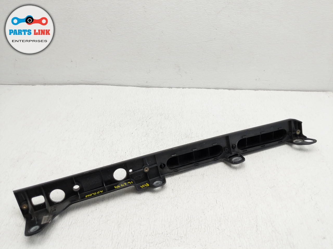 2014-2017 RANGE ROVER SPORT L494 RIGHT APRON AIR INTAKE TRIM VENT COVER ...