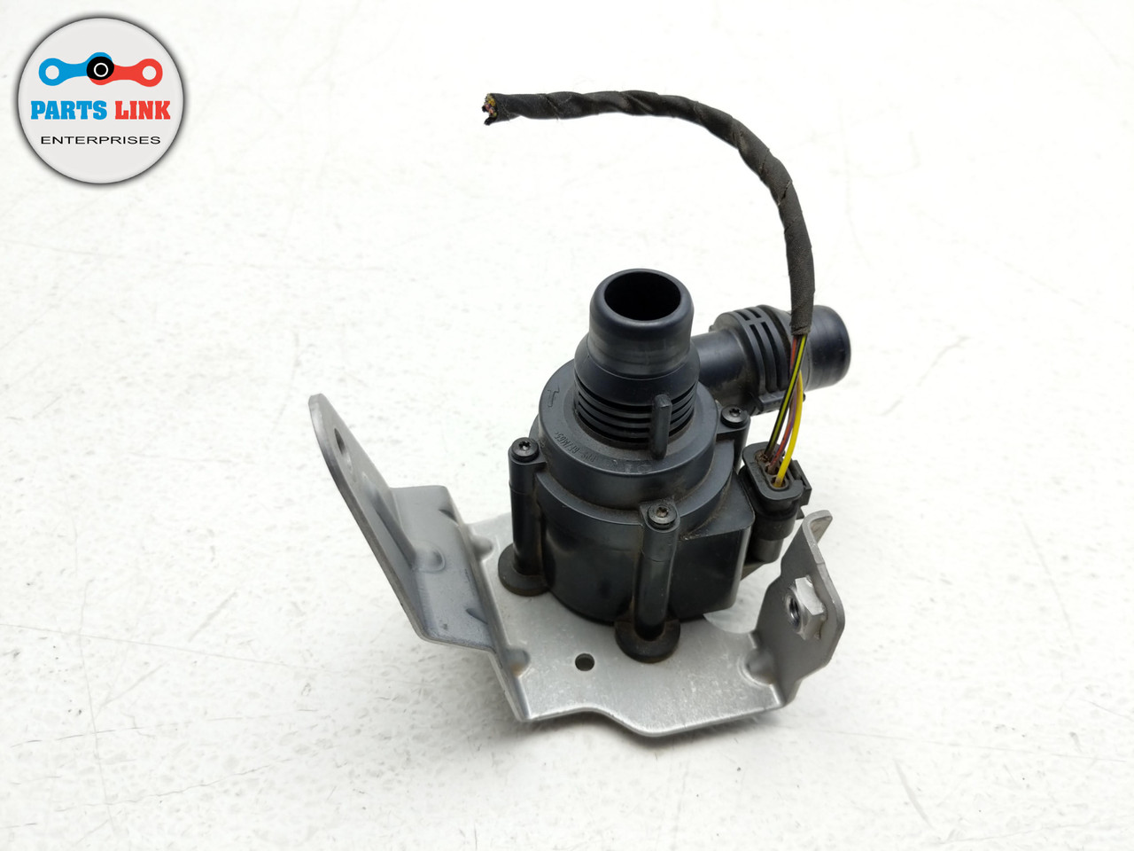 2018-2020 RANGE ROVER EVOQUE L551 2.0L GAS AUXILIARY COOLANT ELECTRIC ...