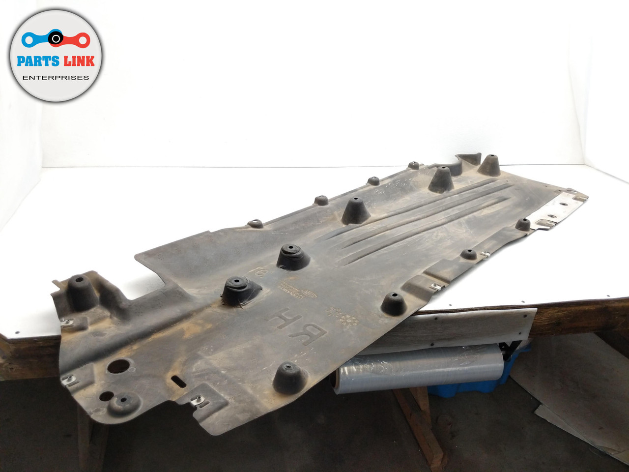 2020-2021 RANGE ROVER EVOQUE RIGHT UNDERBODY FLOOR PAN SPLASH SHIELD ...