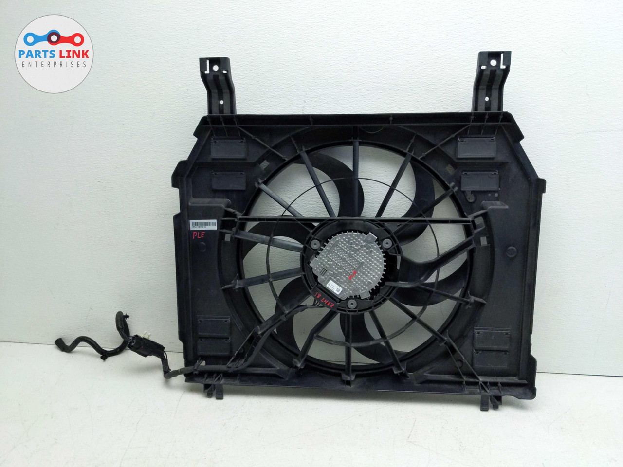 2018-2019 LAND ROVER DISCOVERY 5 L462 AC CONDENSER COOLING FAN MOTOR ...