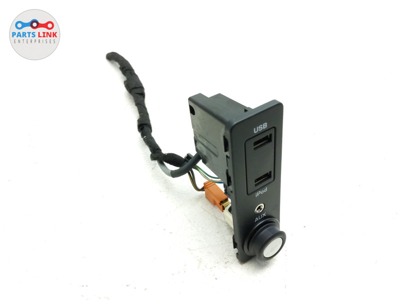 2012-2016 RANGE ROVER EVOQUE L538 CENTER CONSOLE AUX USB PORT POWER ...