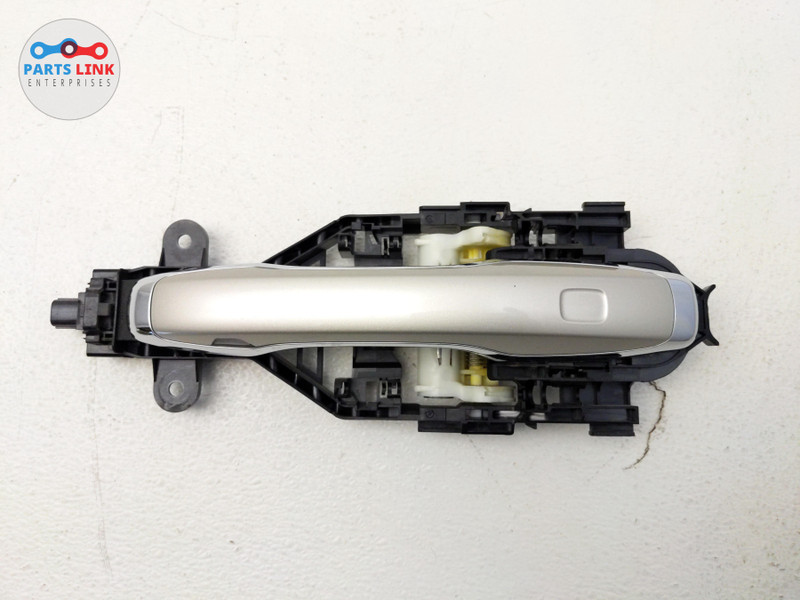 2016-2020 VOLVO XC90 MK2 REAR LEFT OUTER DOOR HANDLE BASE COVER OPENER ...