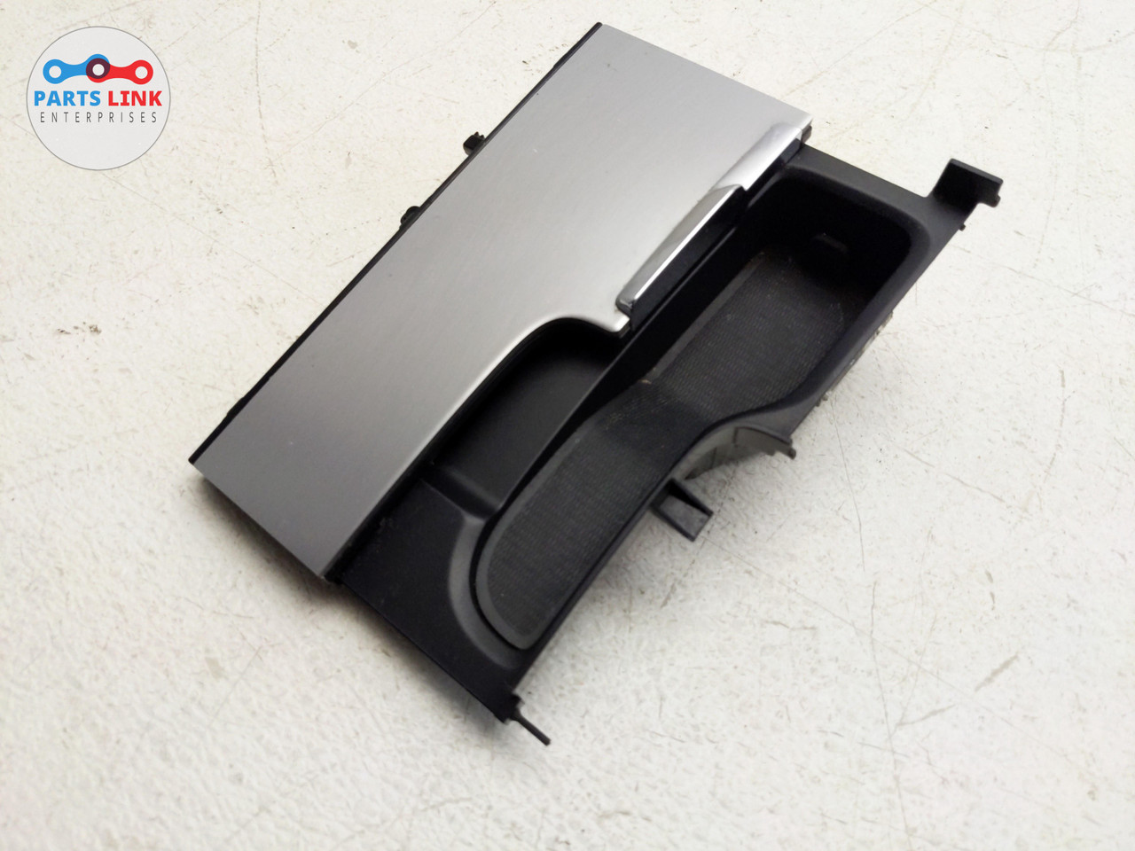 2016-2020 VOLVO XC90 FRONT CENTER CONSOLE STORAGE ASH TRAY TRIM COVER ...