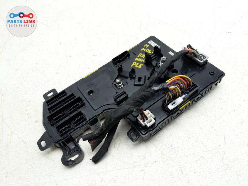 2017-2020 TESLA MODEL 3 RIGHT DASH LOW VOLTAGE JUNCTION CONTROL MODULE ...