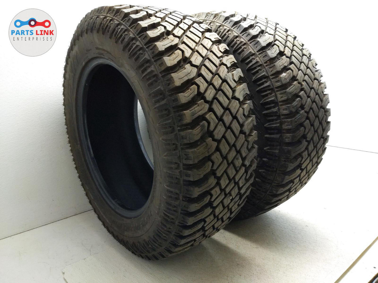 HUMMER H2 TWO TIRES ATTURO TRAIL BLADE X/T 35X12.50R20LT 121Q 33/18 90% ...