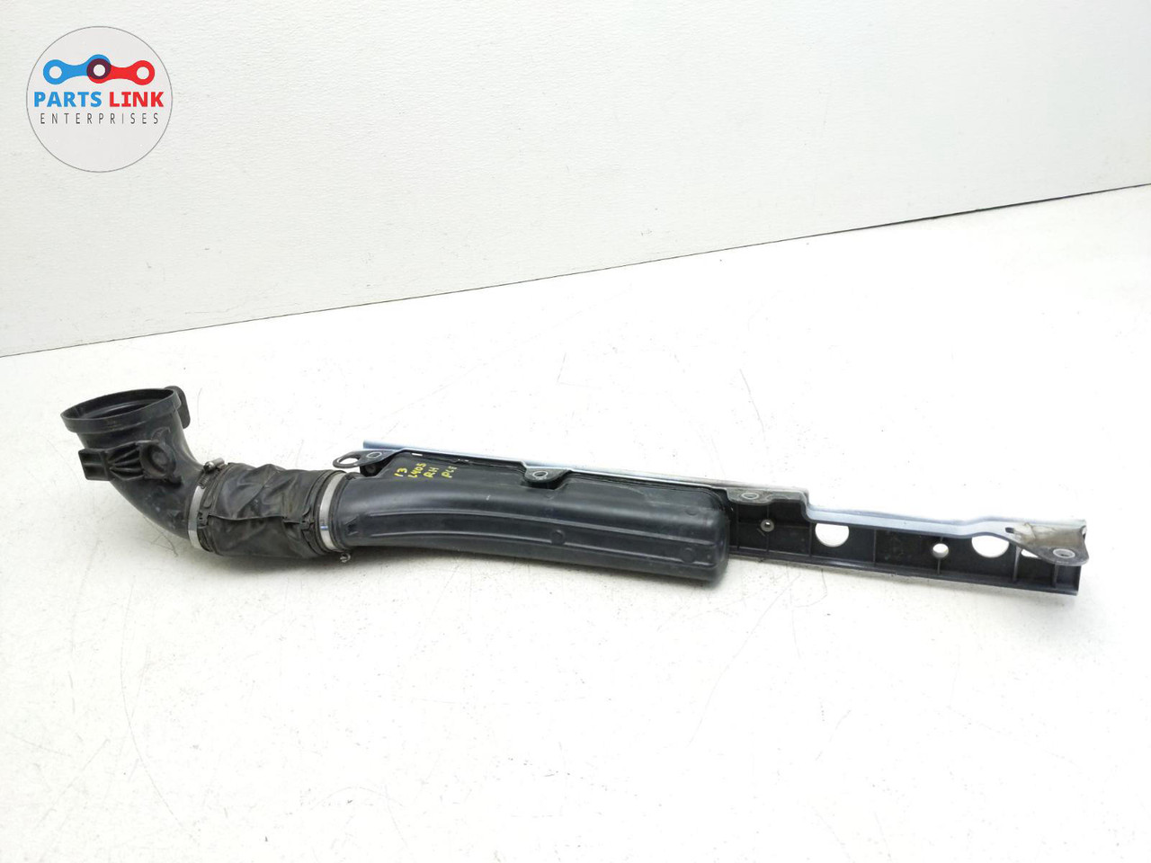 13-19 RANGE ROVER L405 5.0L RIGHT FENDER AIR INTAKE HOSE PIPE TUBE ...