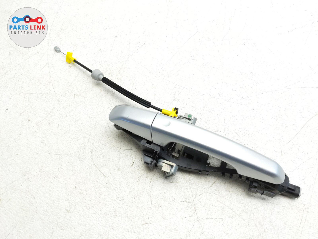 18-20 LAND ROVER DISCOVERY 5 L462 REAR RIGHT OUTER DOOR HANDLE GRIP ...