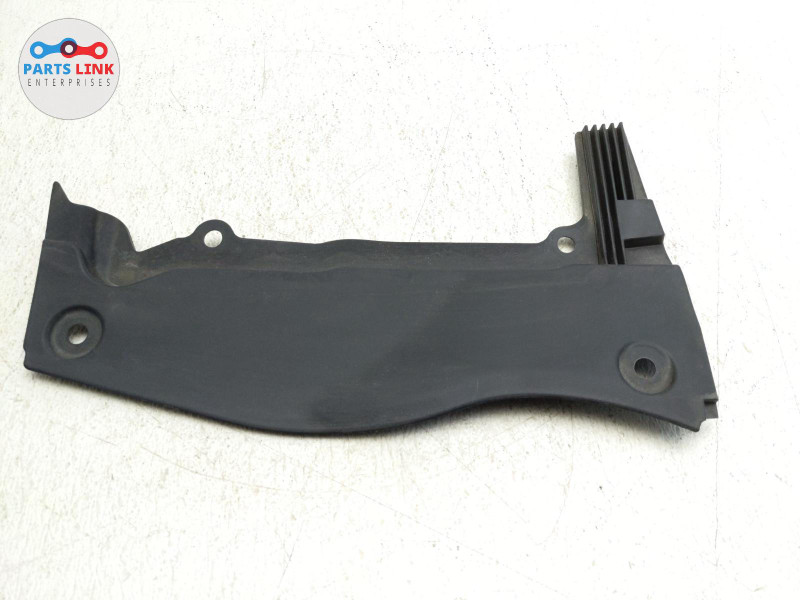 2017-2020 LAND ROVER DISCOVERY 5 L462 RIGHT ENGINE COVER COWL TRIM ...