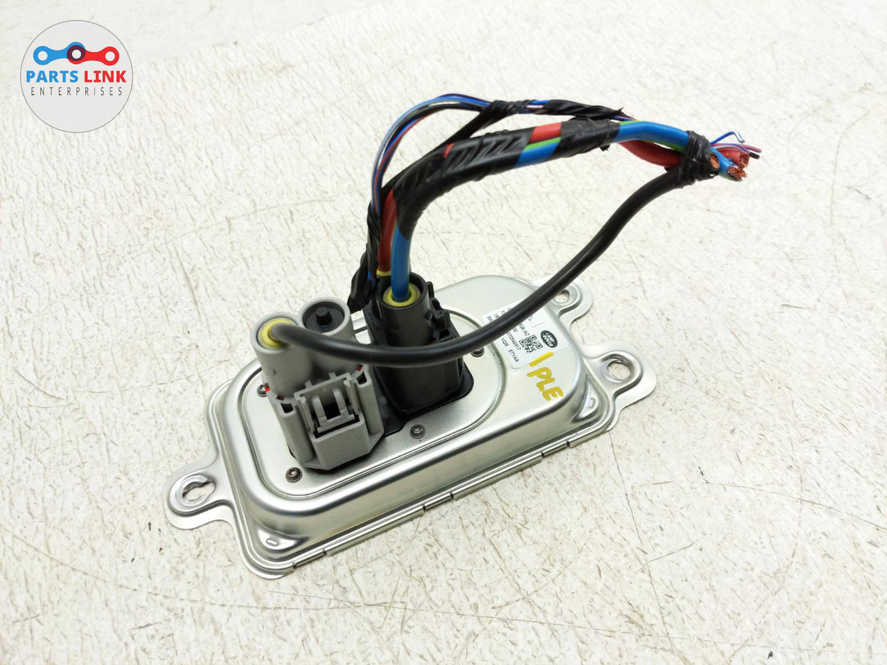 2017-23 LAND ROVER DISCOVERY 5 RIGHT QUARTER VOLTAGE CONVERTER MODULE ...