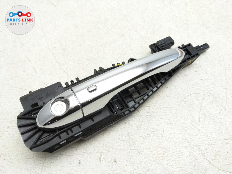17-20 MASERATI LEVANTE FRONT LEFT OUTER DOOR HANDLE GRIP GRAB OPENER ...