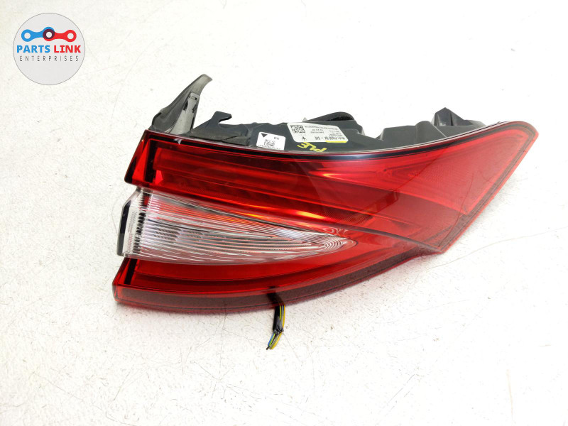 17-20 MASERATI LEVANTE RIGHT OUTER QUARTER TAILLIGHT STOP TURN BRAKE ...