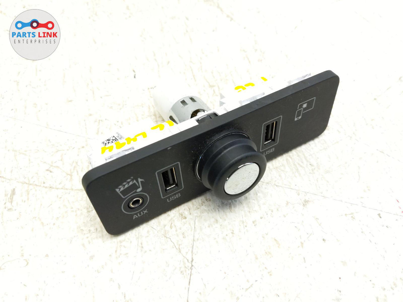 14-16 RANGE ROVER SPORT L494 CONSOLE USB AUX TERMINAL POWER SOCKET ...