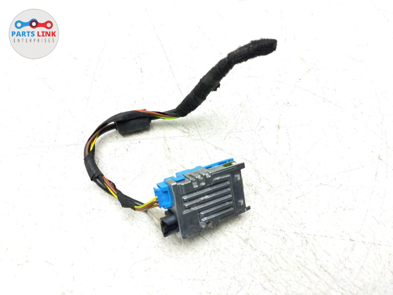 2019-2020 BMW X5 G05 CENTER CONSOLE AUX USB TYPE-C JACK PORT SOCKET ...