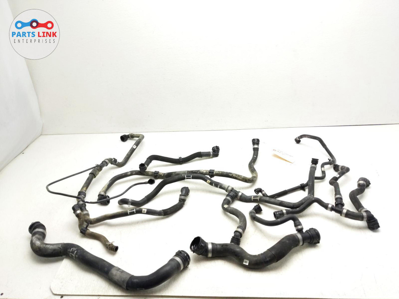 2019-2020 BMW X5 G05 3.0L ENGINE MOTOR RADIATOR WATER COOLANT HOSE LINE ...